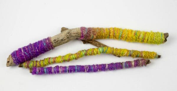 Yarn wrapped sticks | Mum In The Madhouse