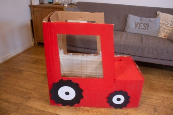 How to make a foldable Cardboard Box Tractor with Free Printables | Mum ...