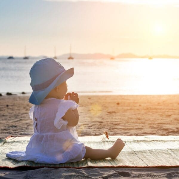 Top 8 Essentials Your Newborn Baby Needs For The Summer - Mum In The ...