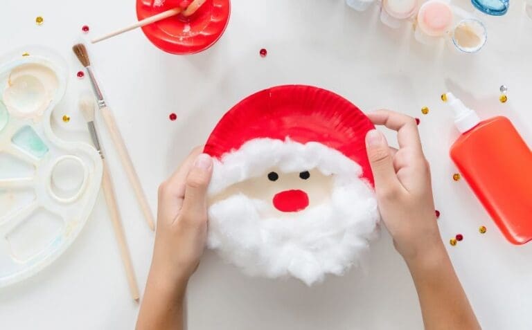 Paper Plate Santa Craft for Kids | Mum In The Madhouse