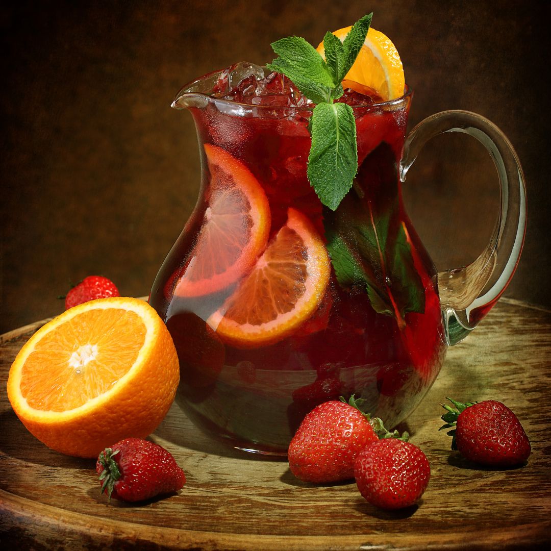 Perfect Party Cocktails & Mocktails - Easy Tips & Batch Recipes